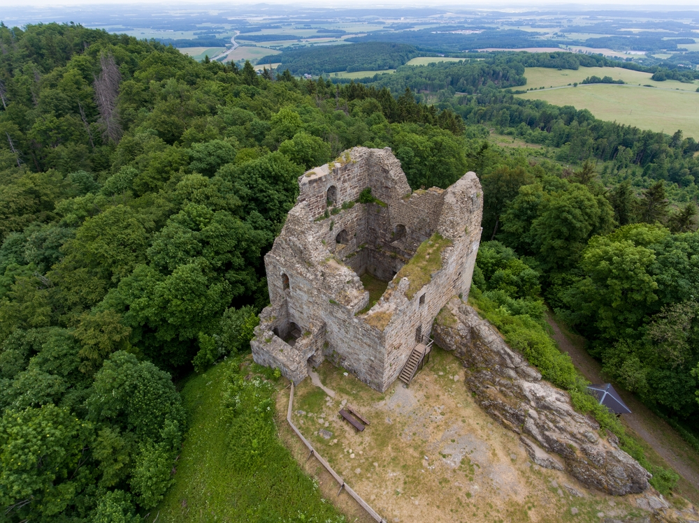 5 hradů v Česku, které musíte navštívit | Cestovinky.cz
